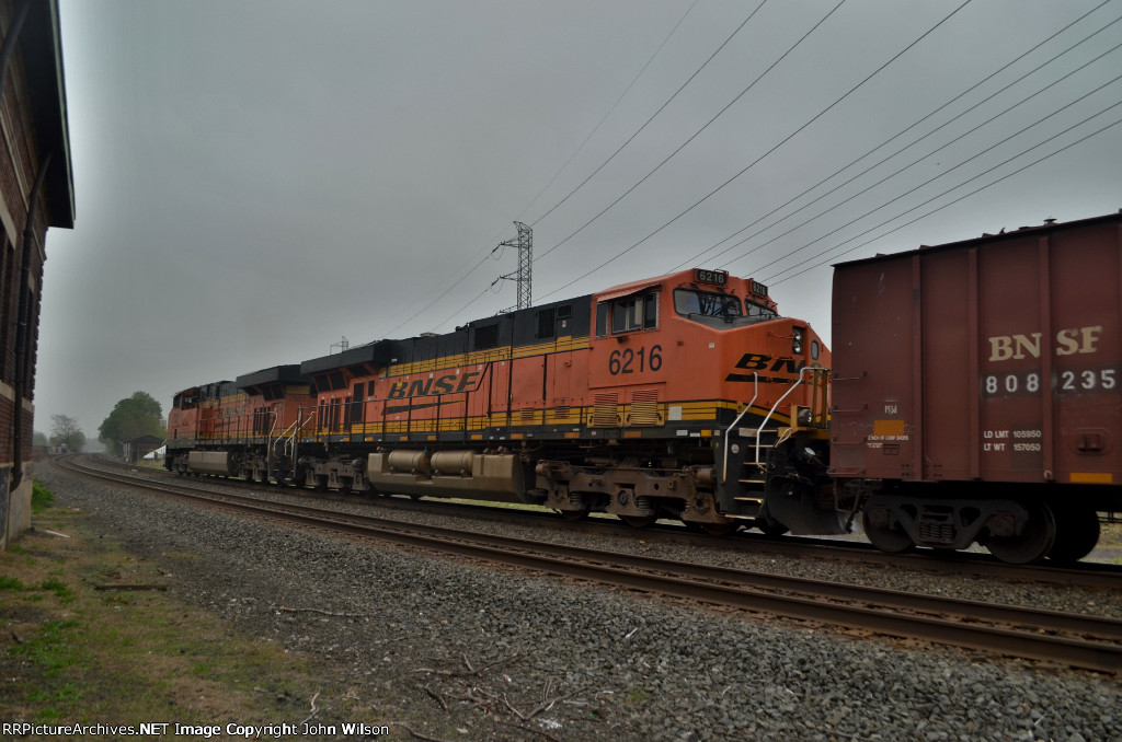 BNSF 6216